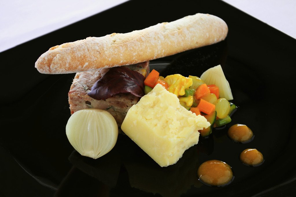 A Tasty Tour Of Britain: The Finest Foods From Fish And Chips To ...