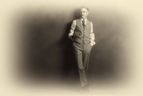 The Evolution of British Fashion Through the Decades - Public Hub