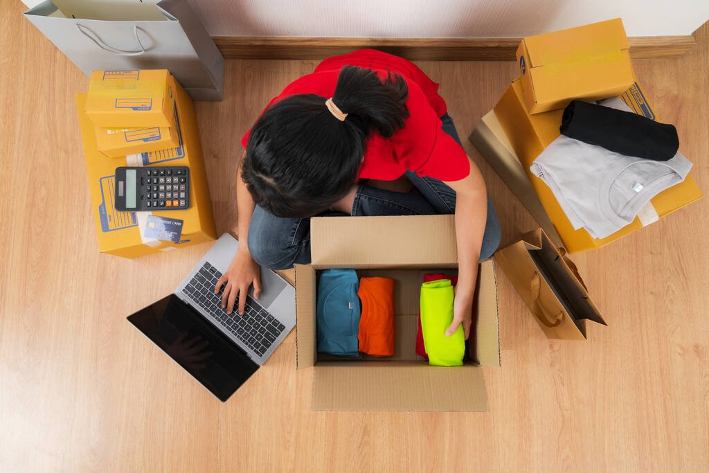 What is Ecommerce ? - Public Hub