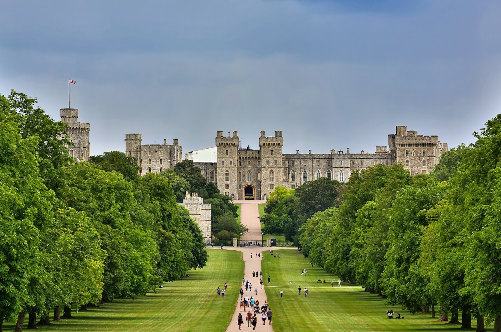 Discovering The United Kingdom’s Royal Legacy: Castles, Palaces, And ...